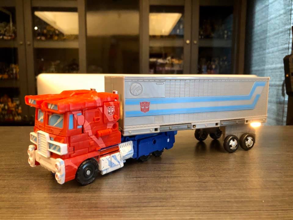 Transformers siege trailer store